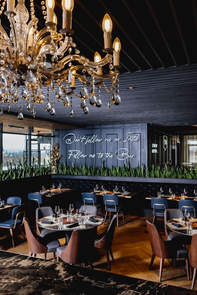 NEBO Show Restaurant & Visit Ljubljana