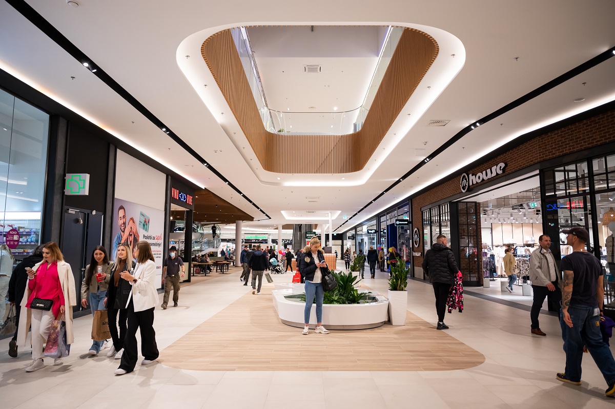 Shopping centre Supernova Ljubljana Rudnik & Visit Ljubljana