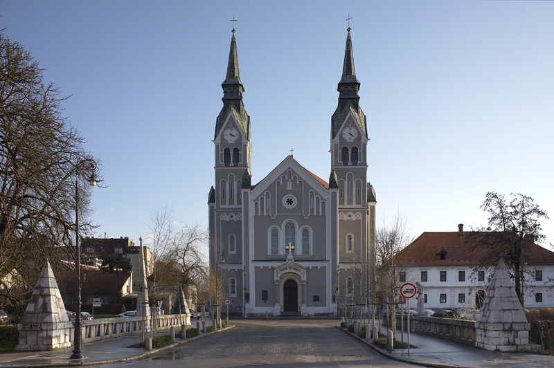 Trnovska cerkev (Cerkev Janeza Krstnika) » Visit Ljubljana