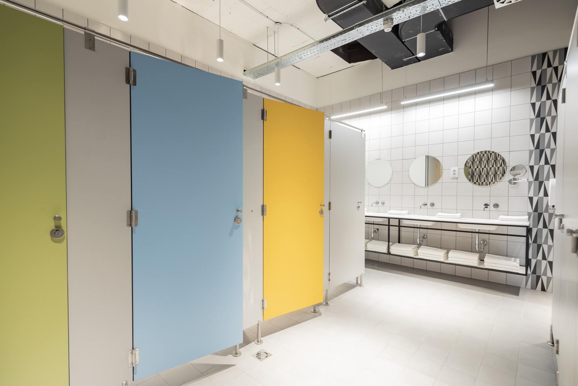 Ibis Styles Ljubljana The Fuzzy Log & Visit Ljubljana