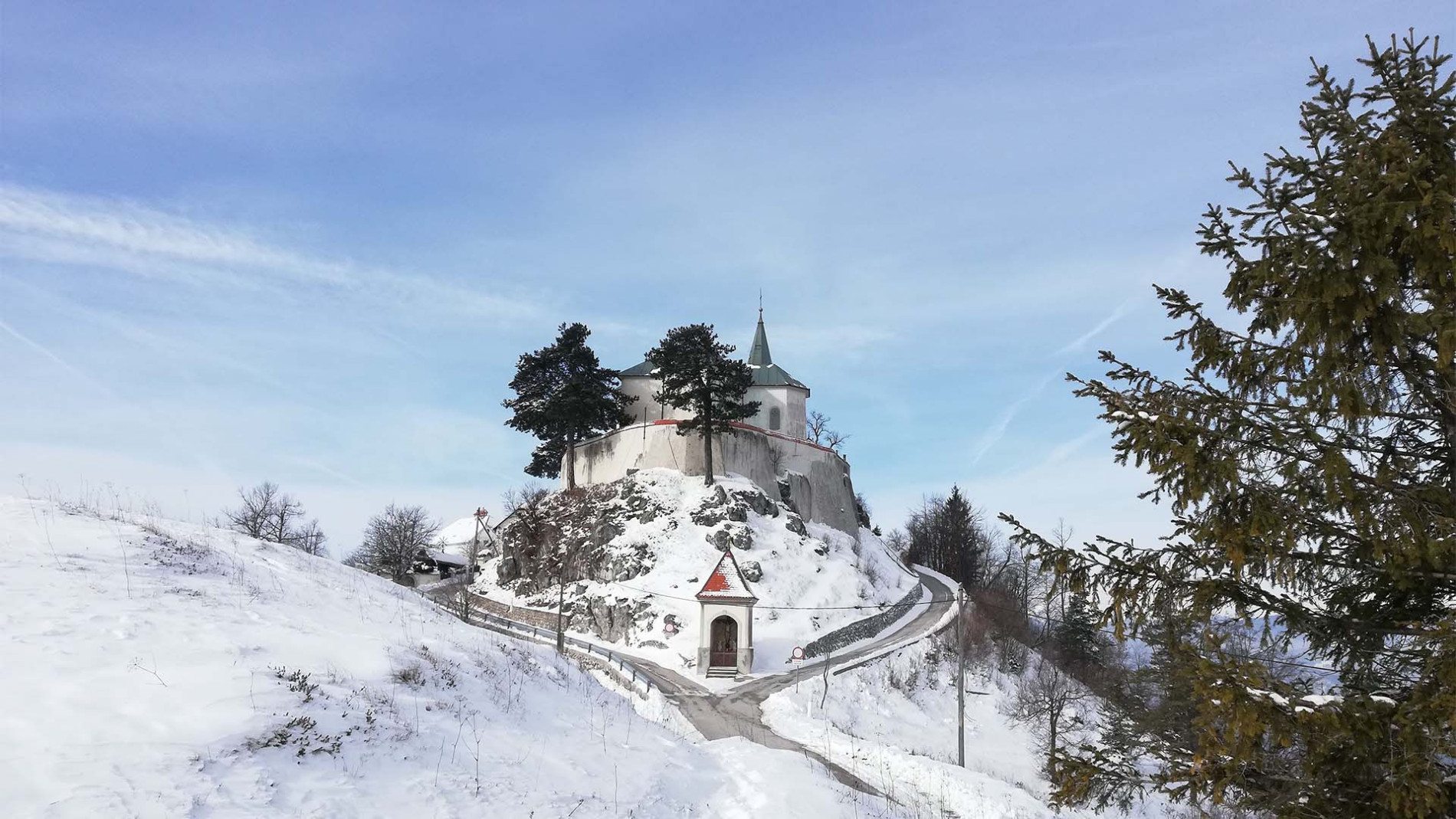 Zasavska Sveta gora (852 m) & Visit Ljubljana